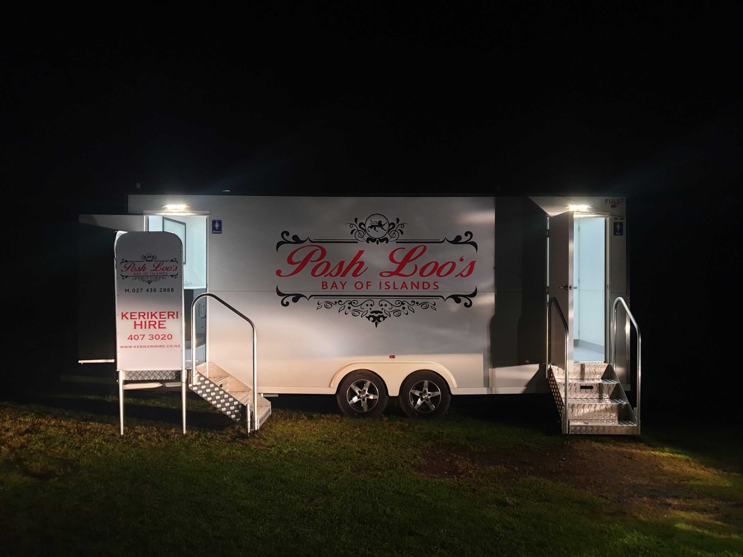 Posh Loos | Luxury Portaloos Northland – Quality Made Trailers